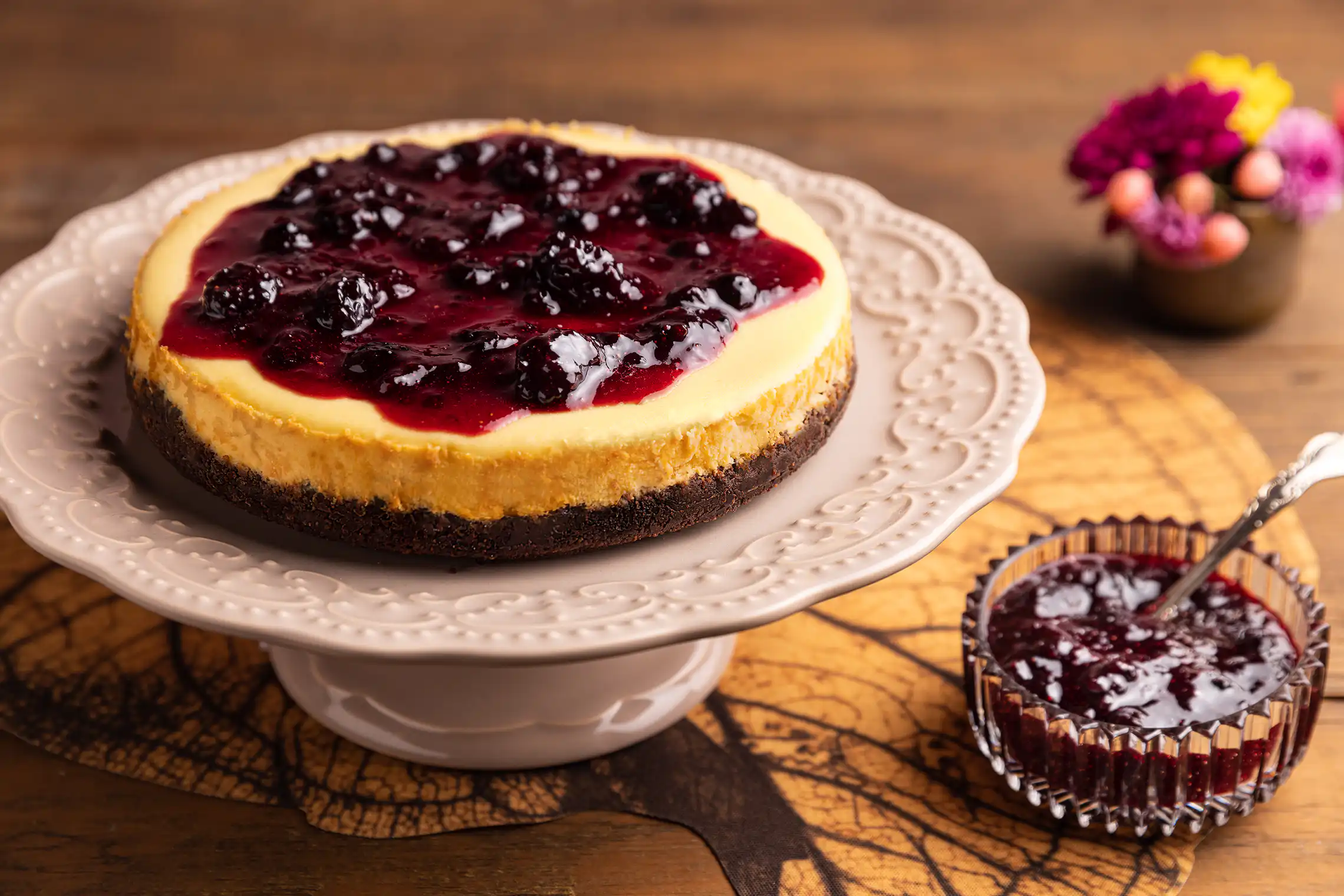 Cheesecake (feita com os cookies que perderam o formato) - Panelinha